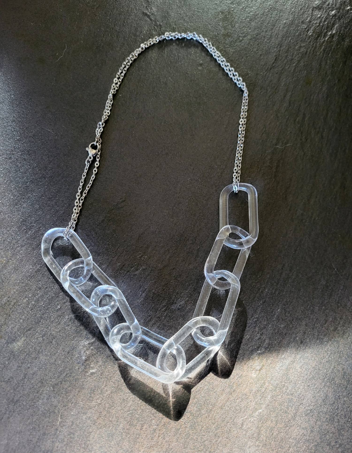 Glass chain link store